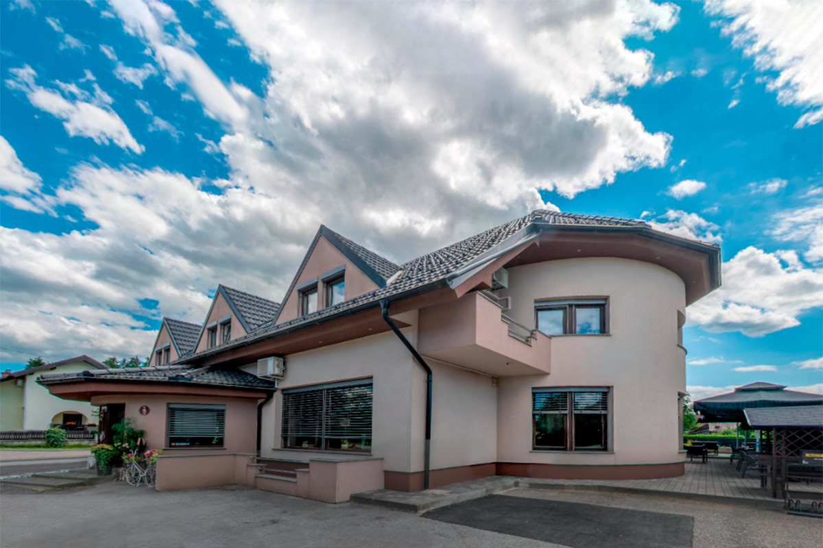 Gostilna King Dravski dvor